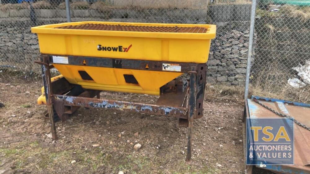 SNOWEX GRITTER V7550
