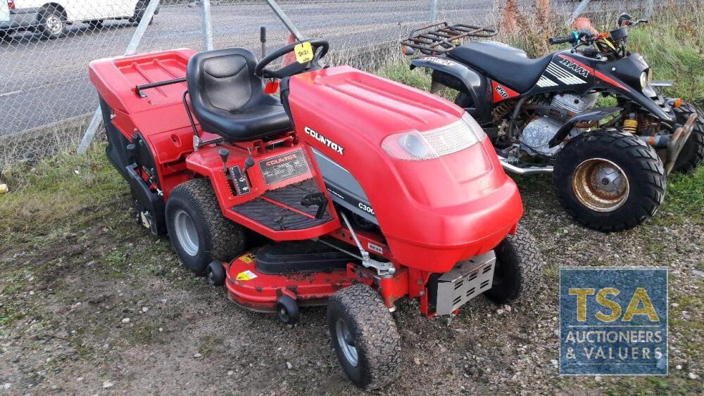 COUNTAX MOWER C300 HONDA ENGINE WITH GRASS COLLECTOR