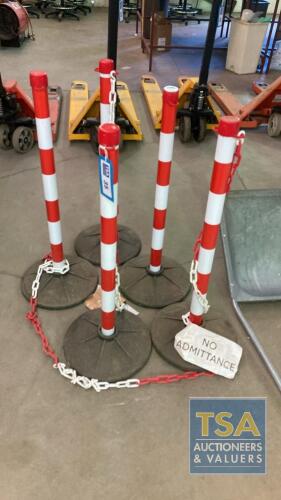 5 No. Barrier Poles With Plastic Chain