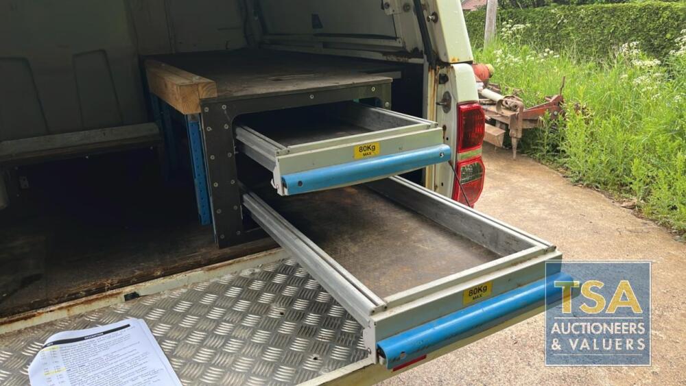 YG15 MJE - Toyota Hilux Kingcab c/w Rear Canopy - On Bighorn