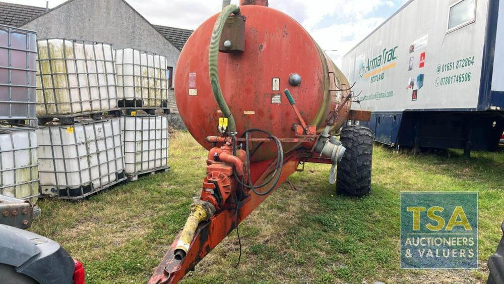 1 No Star 1500 Single Axle Vacuum Tanker