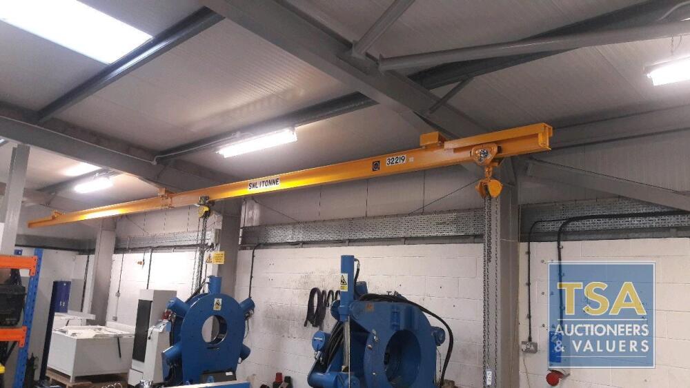 Lifting Beam SWL 1Tonne c/w 2 No. Block & Tackle