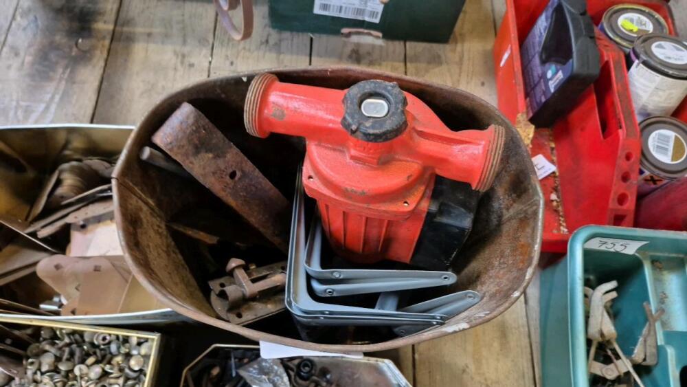 4 TINS BOLTS NUTS & MISC