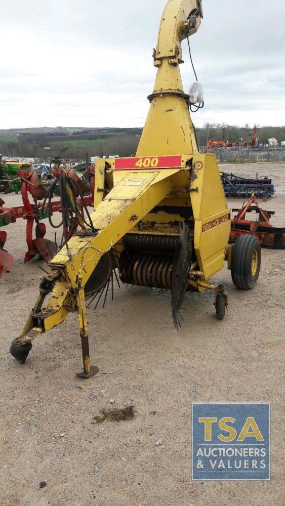 NEW HOLLAND FORAGE HARVESTER WITH PTO & C/BOX & MANUAL