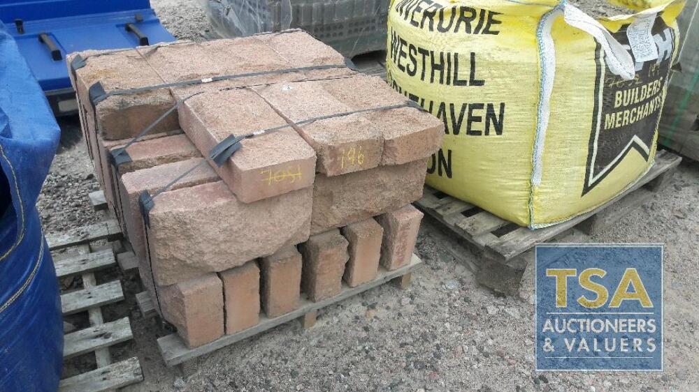 31 PINK BULLNOSE FYFESTONE 240X215X100MM