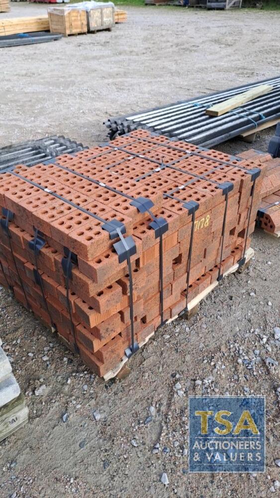 BRINDLE FACING BRICKS 365 X 215 X 65 X 100