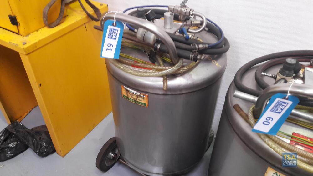 Auto Drain Compressed Air Operated Diesel Recovery Tank