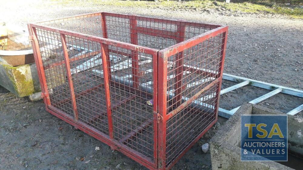 CAGED 3 POINT LINKAGE TRANSPORT BOX