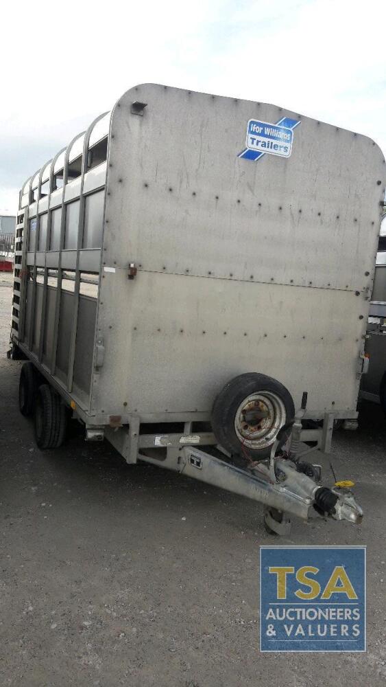 IFOR WILLIAMS DP120 12' LIVESTOCK TRAILER C/W DECKS