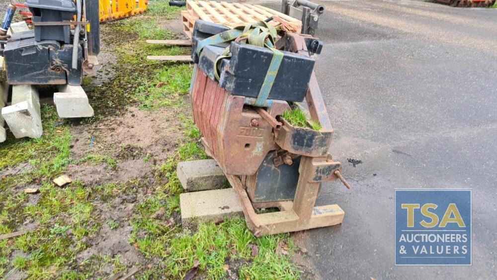 Front Linkage Weight Frame c/w Quantity of Weights