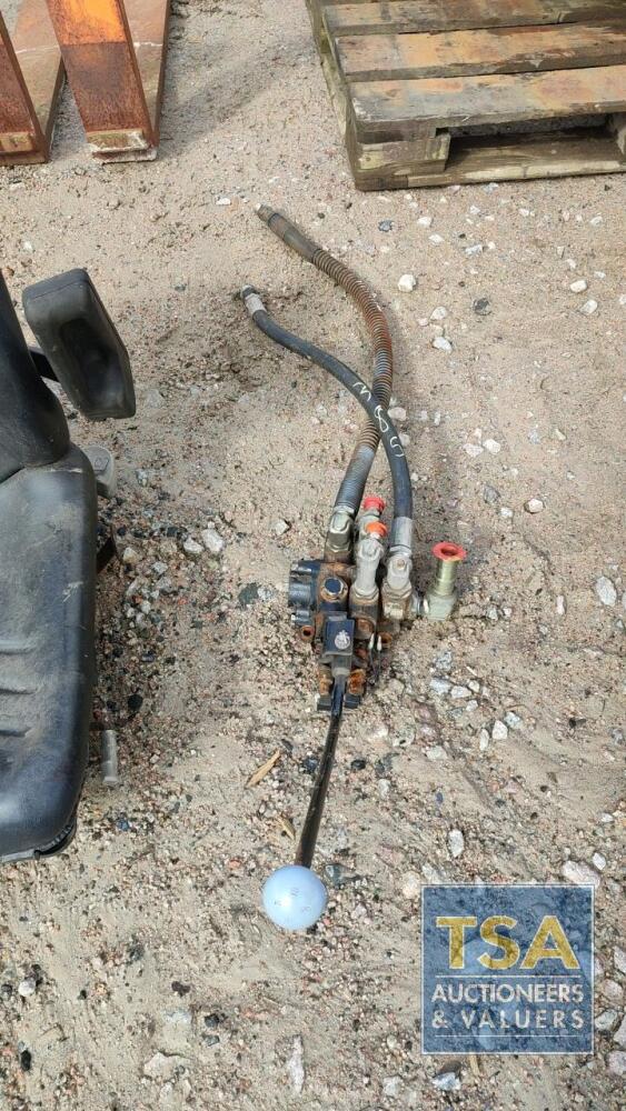 DOUBLE ACTING HYD SPOOL BLOCK