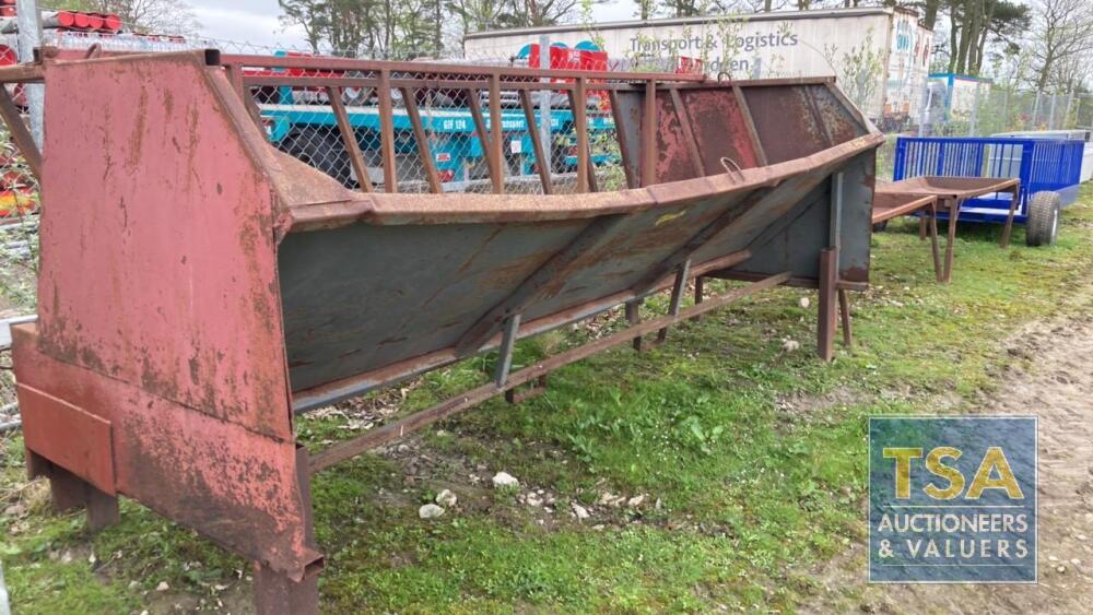 12 FT SILAGE FEEDER WITH SECOND BAR TO REDUCE WASTE