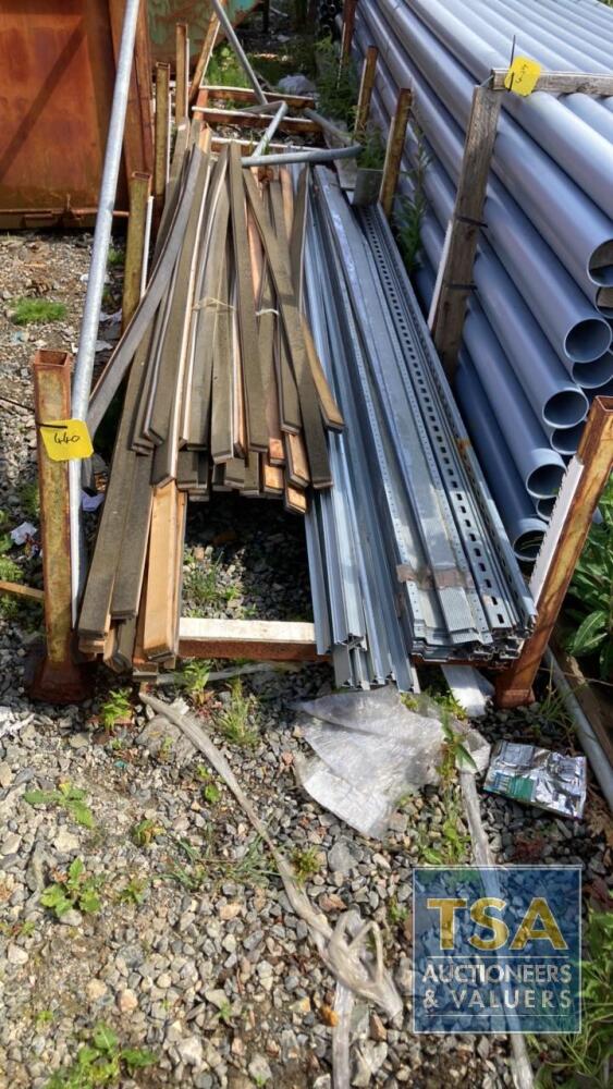 Steel Stillage c/w Galvanised Cable Track