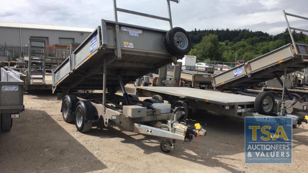 IFOR WILLIAMS TT3017 ELECTRIC TIPPER LADDER RACK, SKID RAIL,
