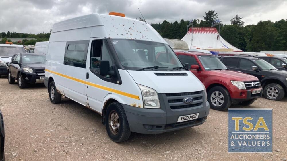 Ford Transit 115 T350l Rwd - 2402cc 2 Door Van