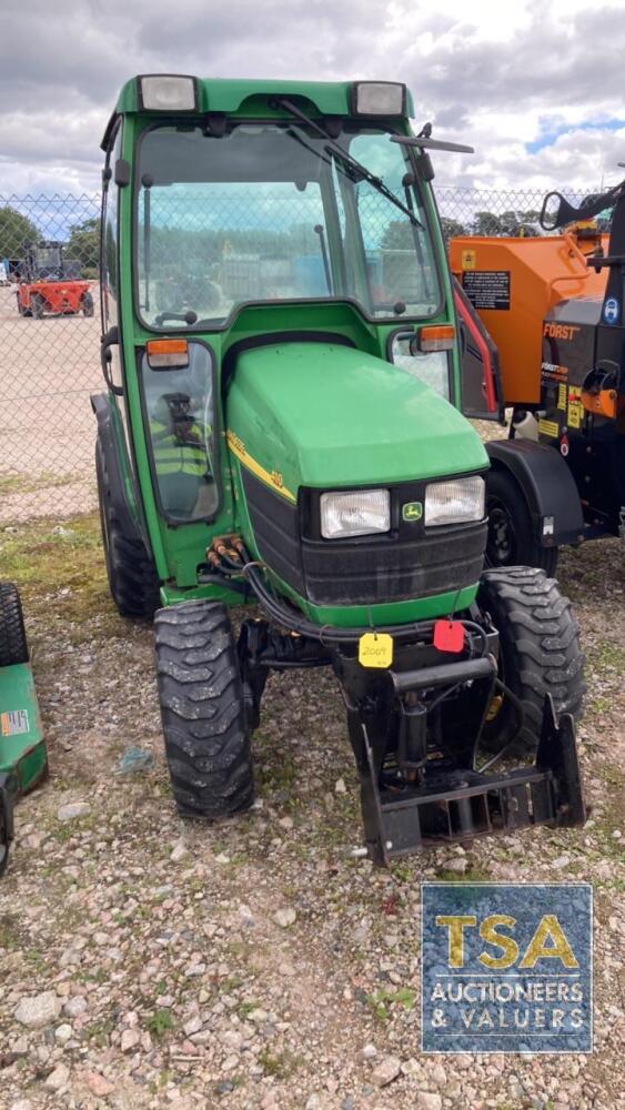 JOHN DEERE 4110 COMPACT TRACTOR
