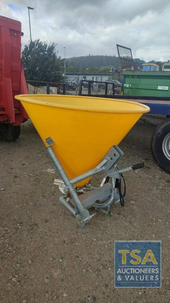FERT SPREADER
