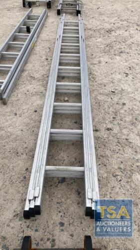 BAYLEY 3 PIECE LADDER