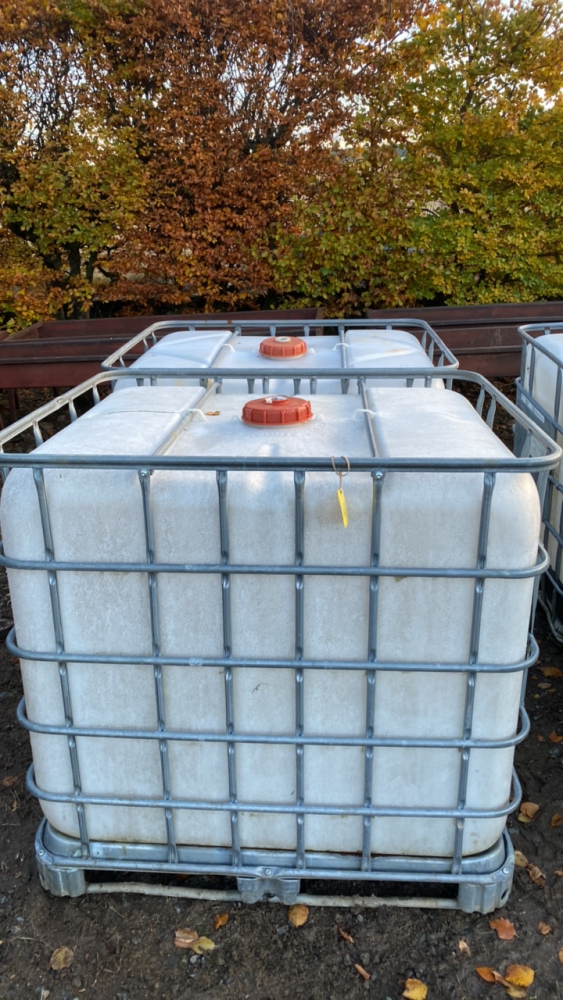 2 IBC Tanks