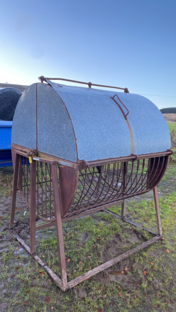 Round Bale Feeder (Sheeted)