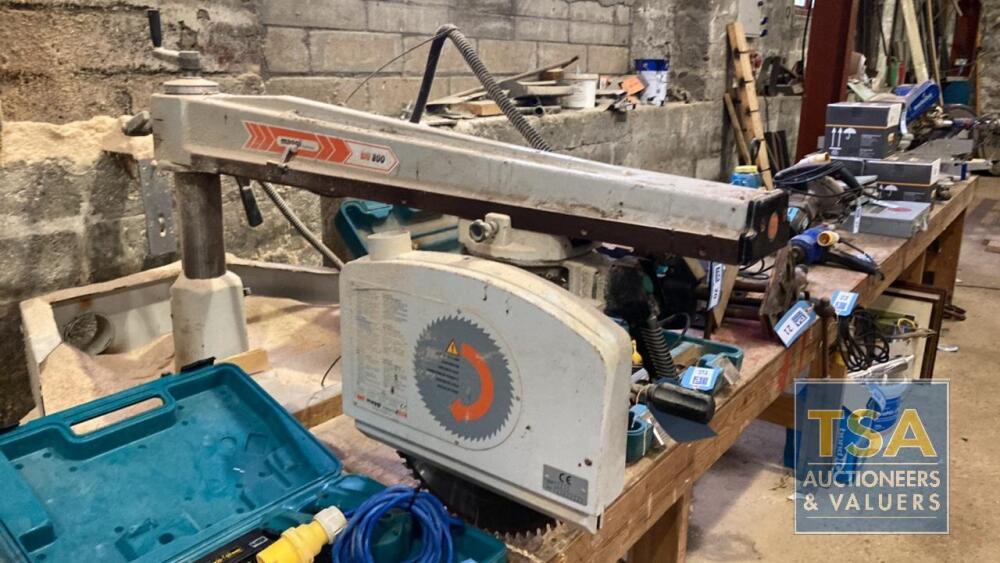 Maggi Big 800 Cross Cut Saw - 3 Phase c/w Workbench